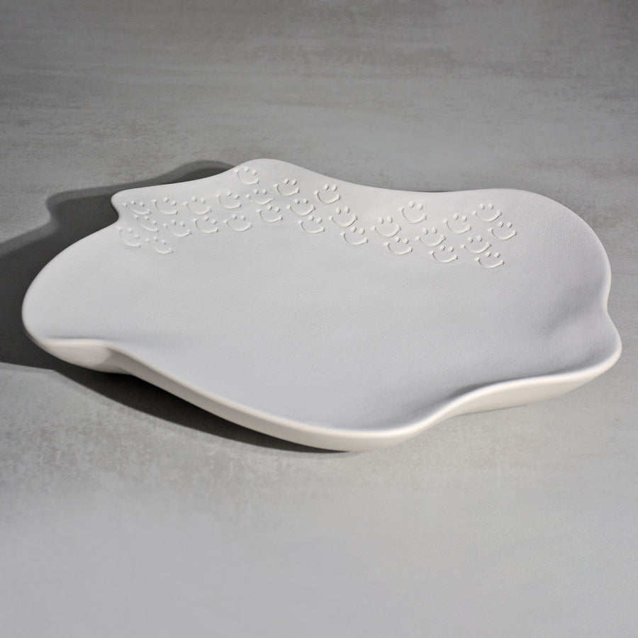 Elegant Smiley® x Lineasette Tray in Textured Porcelain Finish